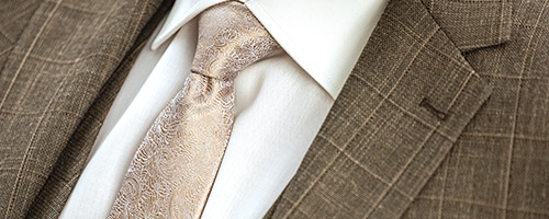 Eleganckie i ponadczasowe garnitury od Sunset Suits